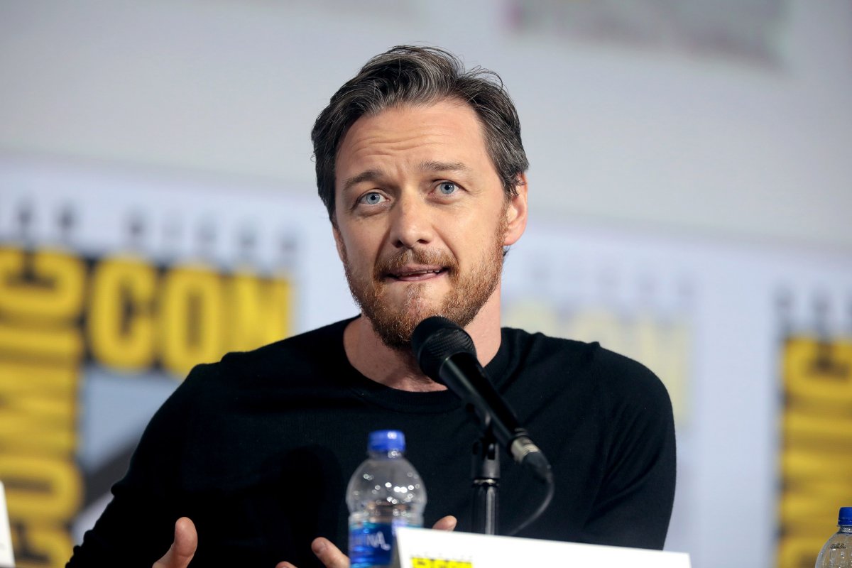 TES 4 Oblivion: James McAvoy ha dovuto dar fuoco al disco per smettere ...