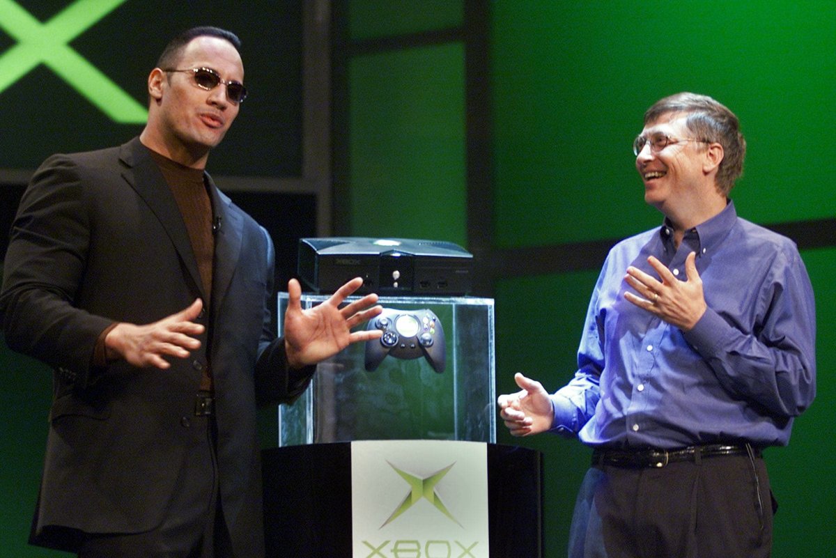 Quando The Rock presentò la prima Xbox - Multiplayer.it