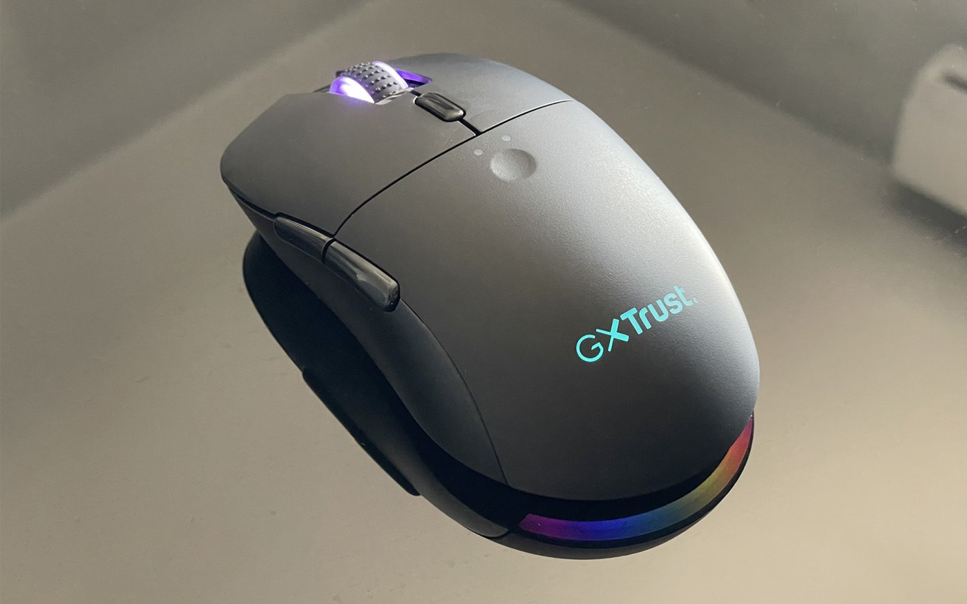 Trust GXT 980 Redex, la recensione del mouse wireless da gaming con un ...