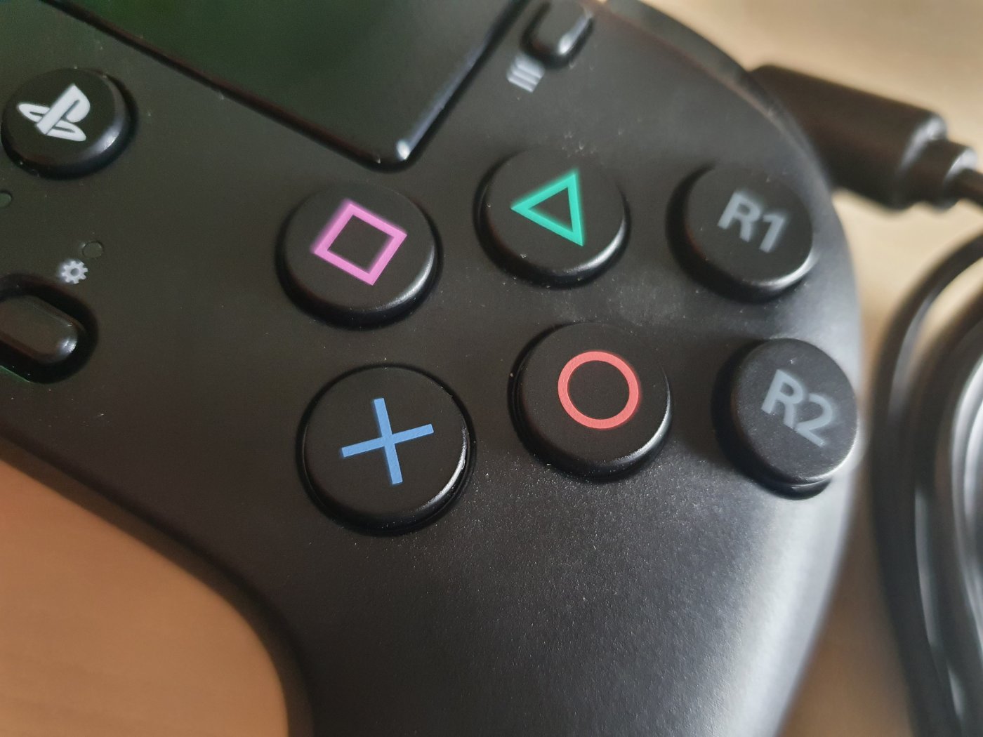 HORI Fighting Commander OCTA, la recensione del pad PlayStation ...