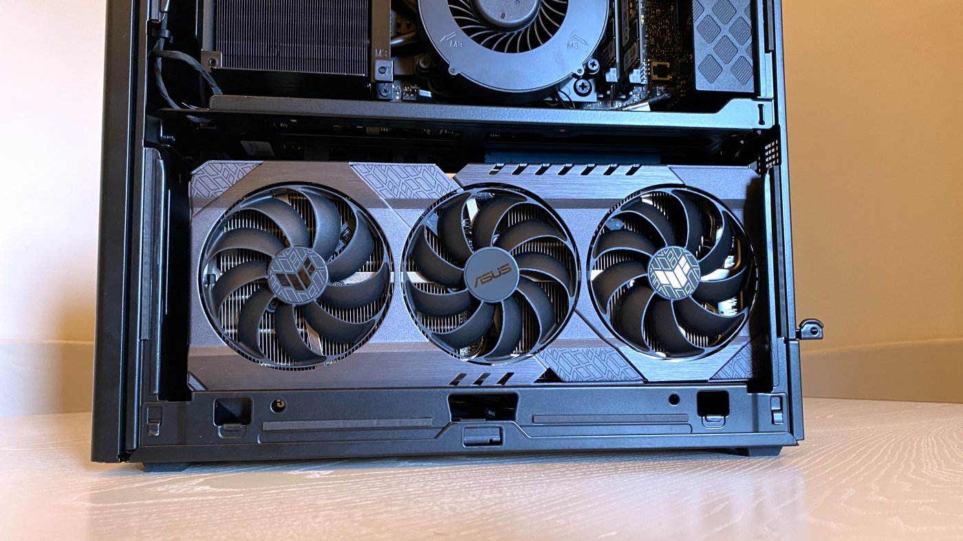 Intel NUC 13 Extreme: la recensione di un PC desktop compatto ad ...