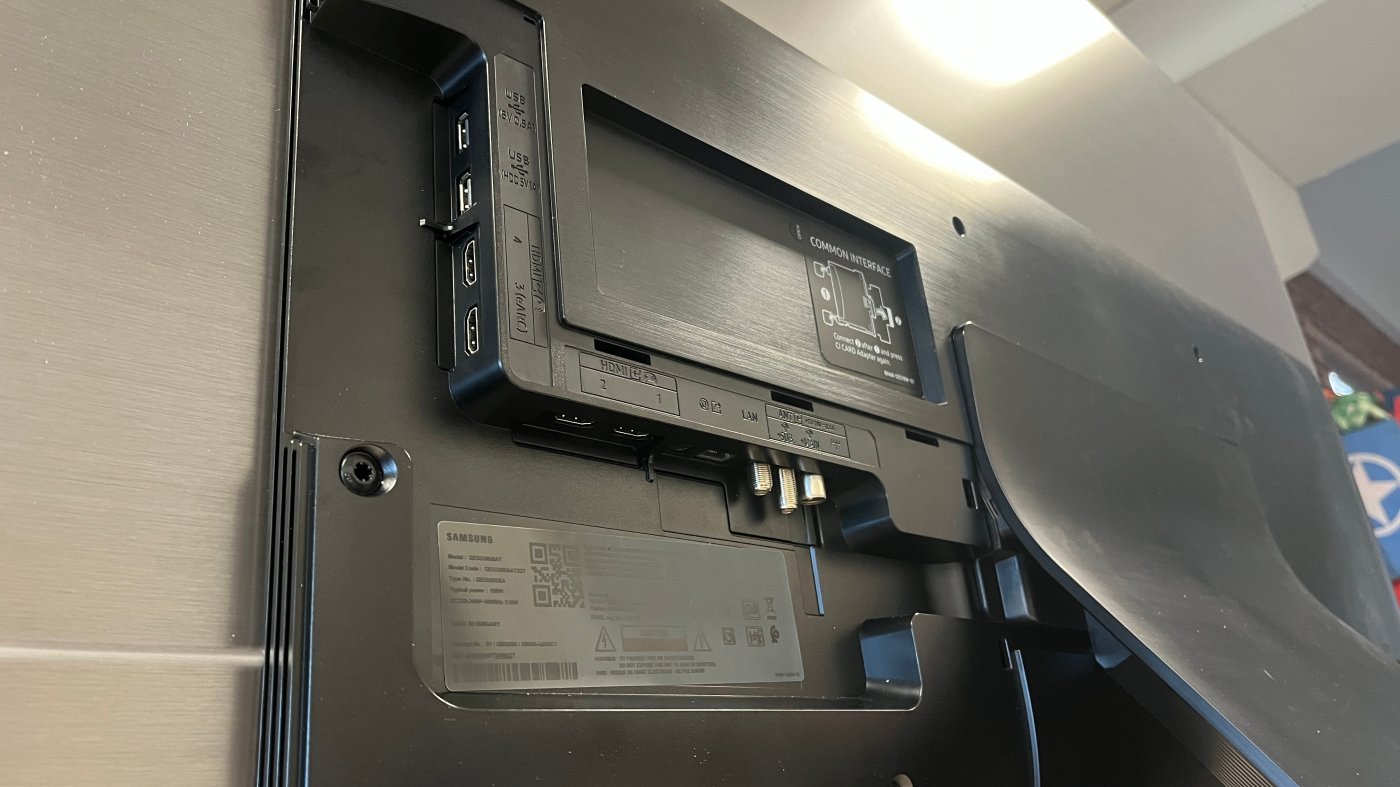 Samsung OLED S95B: la recensione di un OLED 55 pollici quasi perfetto ...