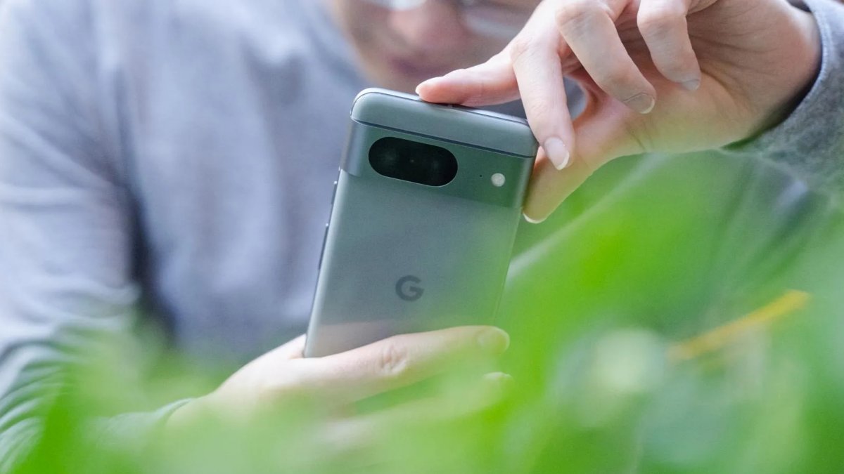 Google Pixel 8, la recensione dello smartphone più compatto ed ...