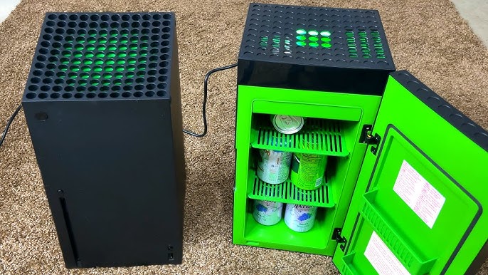 Il Team Aggro Crab Derubato Ancora Ma I Ladri Hanno Preso Il Mini Frigo Xbox Scambiandolo Per