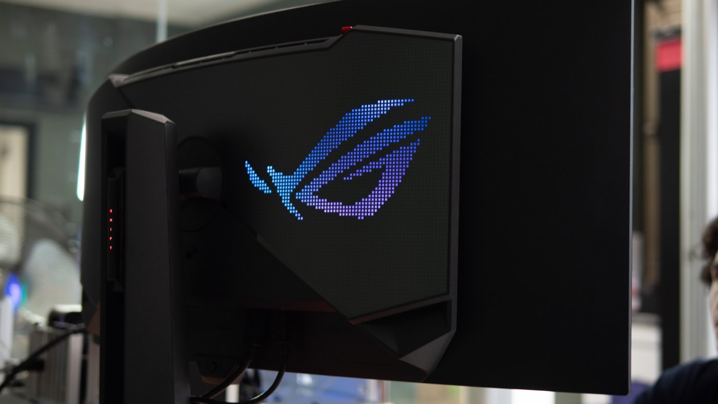 ASUS ROG Swift OLED PG34WCDM, la recensione del monitor curvo che ogni ...