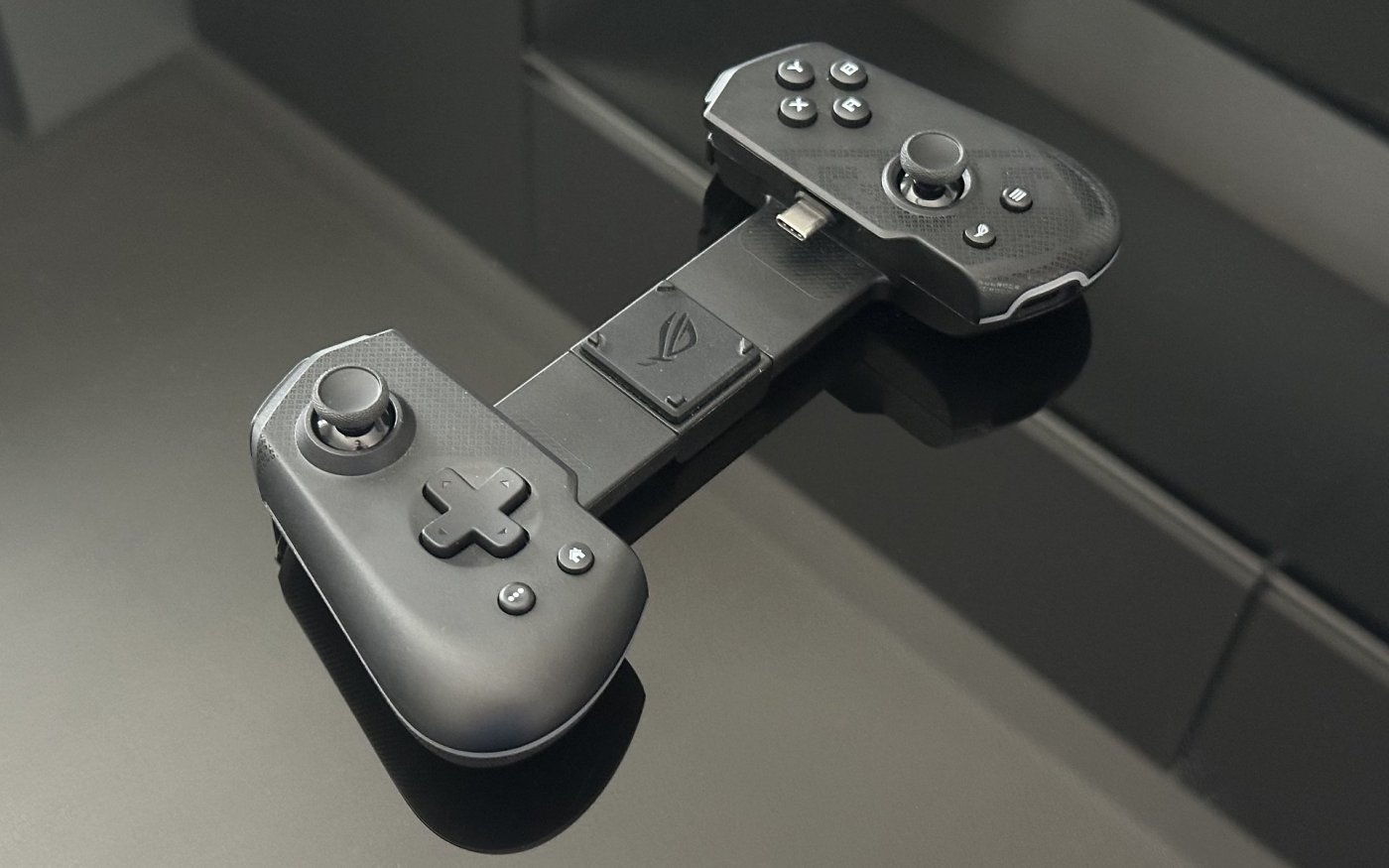ASUS ROG Tessen, la recensione del controller portatile definitivo per ...