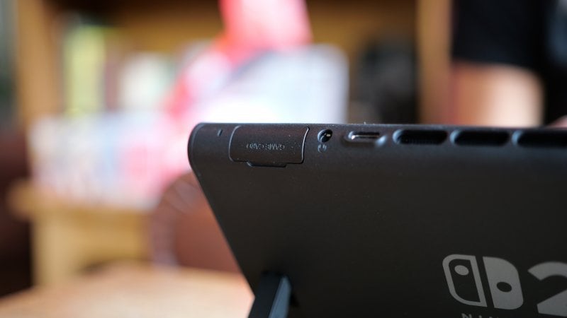 Quasi d'obbligo era l'aggiunta di una seconda porta USB-C nella parte alta di Nintendo Switch 2