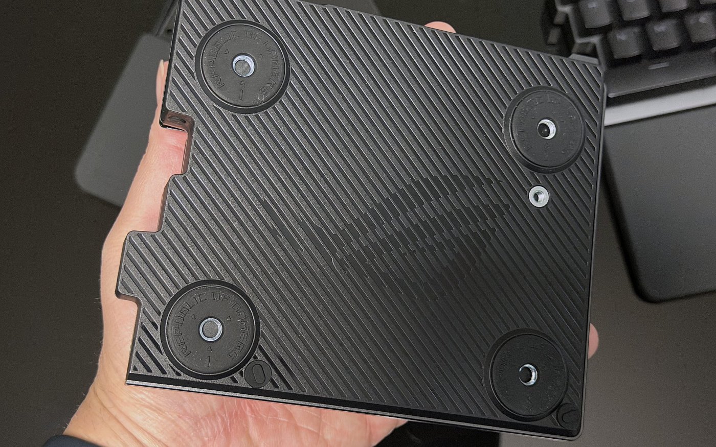 ASUS ROG Falcata, la recensione della tastiera da gaming ergonomica con ...