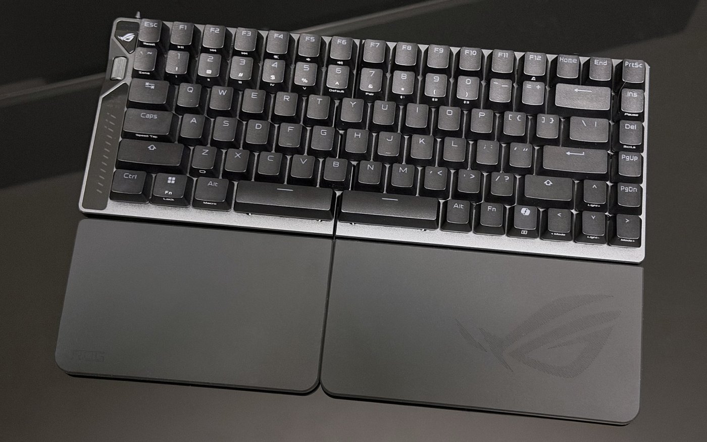 ASUS ROG Falcata, la recensione della tastiera da gaming ergonomica con ...