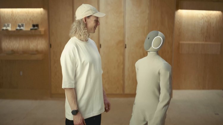 Ecco Neo: il robot domestico che fa le faccende al posto tuo e costa 20 ...