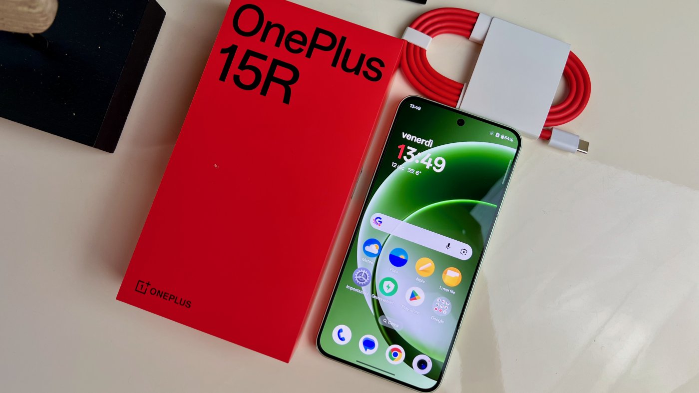 OnePlus 15R, la recensione dello smartphone Android che punta ai gamer ...